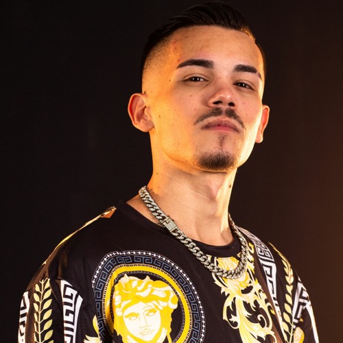 Stream AI VEM SOCANDO MACHUCANDO COM A PISTOLA - ELA FALOU QUE TA ...