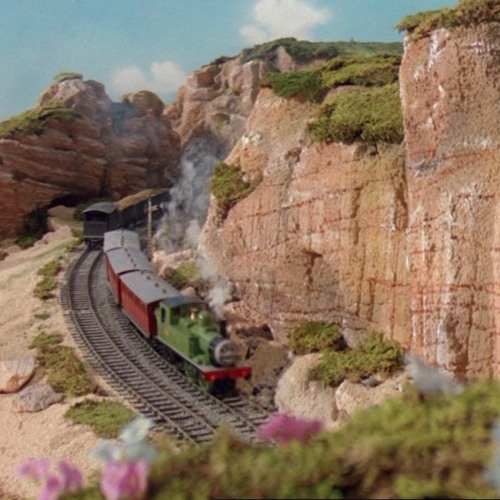 Stream Oliver's Theme: Oliver Owns Up - Extended (Series 3) by S.A ...