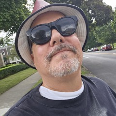 Luna Carter's Instagram, Twitter & Facebook on IDCrawl