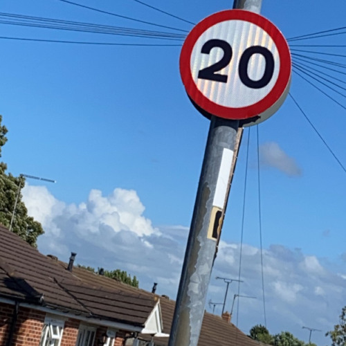 Stream Notion - Hooked (Grafix Remix) by sk- | Listen online for free ...