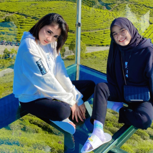 Listen to playlists featuring DJ LUTHFI AP - 18 AGUSTUS 2022 VVIP ...
