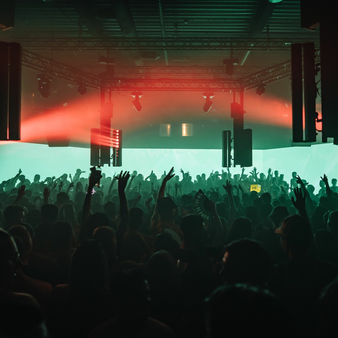 Stream LESSSS b2b Azyr at Intercell x 999999999 Invites - BY DAY | ADE ...