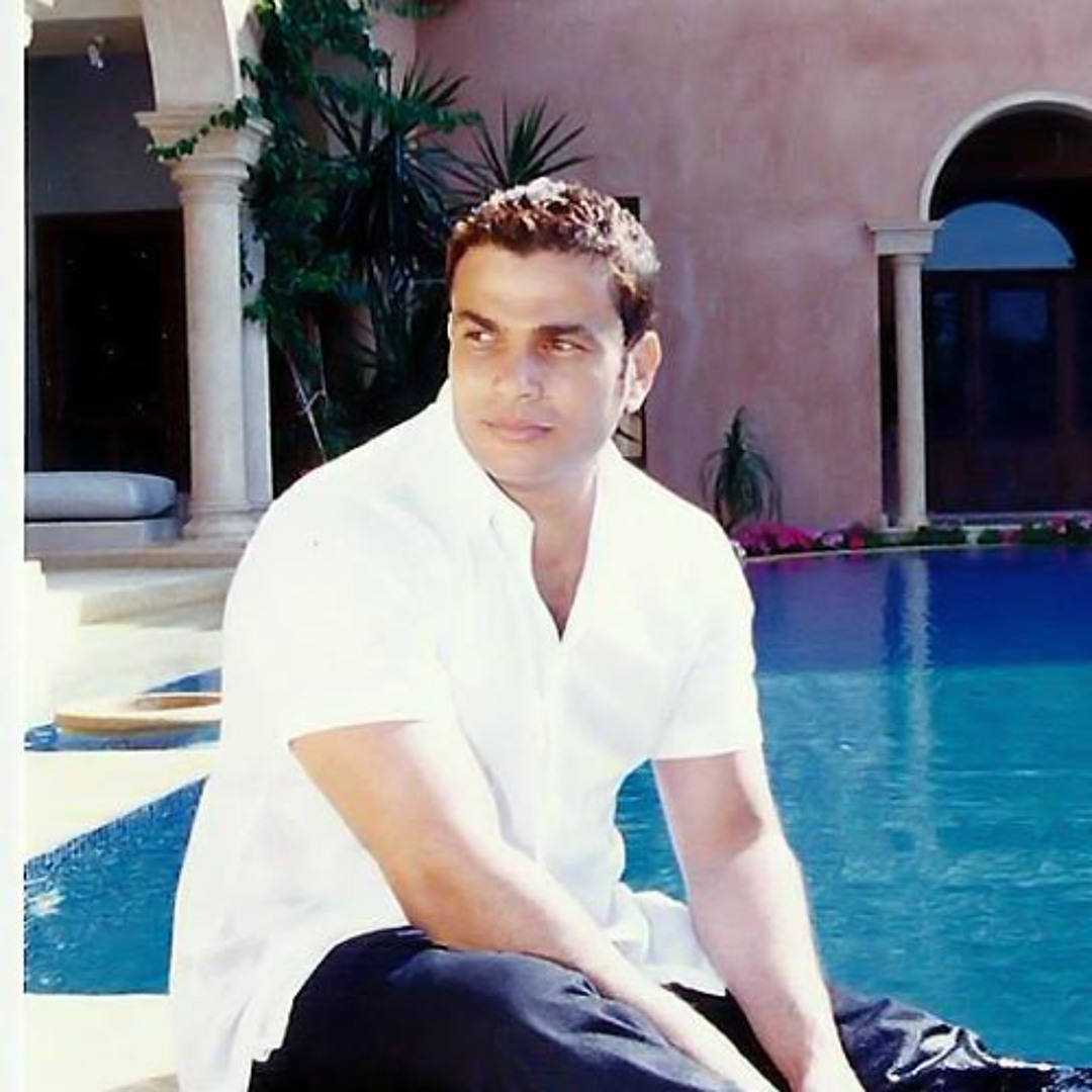 Stream Amr Diab / Betewhashny by AMR DIAB عمرو دياب | Listen online for ...