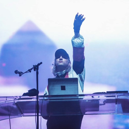 Stream Porter Robinson - The Seconds x Hear The Bells (Second Sky ...