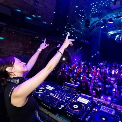 Stream Peach Club London live from The Steelyard by Edele Andaya ...