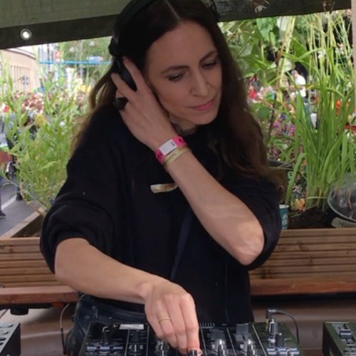 Listen to music albums featuring Rave The Planet Parade 09.07.2022 ...