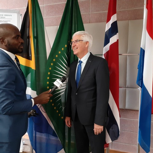 Stream Dr Ron Ton speaks to Ubuntu Radio about DIRCO Int Women Capacity ...