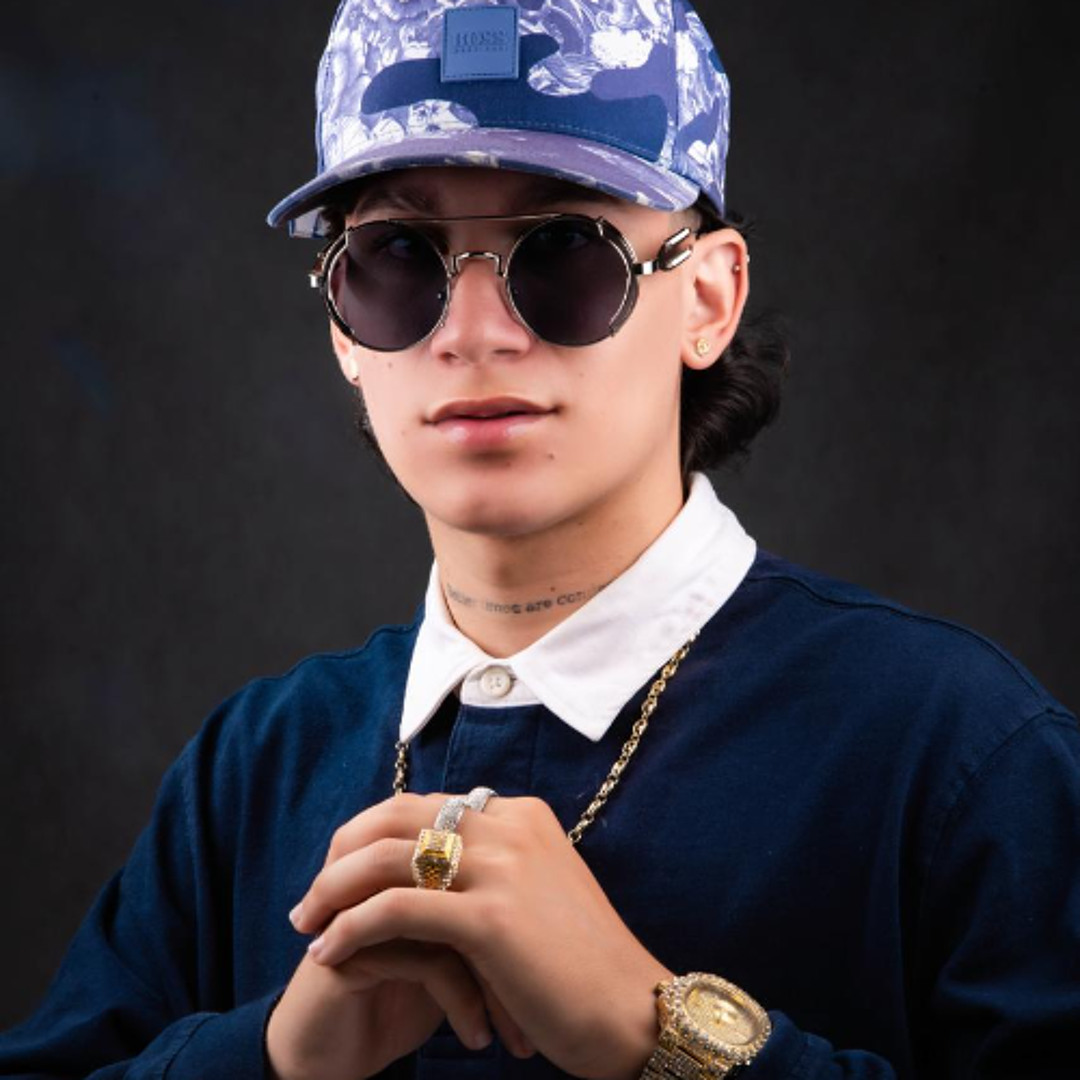 Stream VAMOS NENAS by juanes zuluaga ll | Listen online for free on SoundCloud