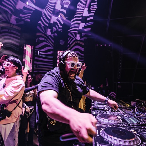 Stream The Bomb (Slashy Disco Edit) by Slashydisco | Listen online for free on SoundCloud