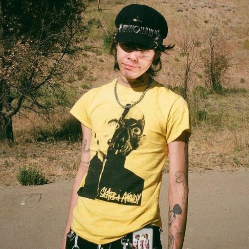 Stream NASCAR ALOE - Next 2 Me by NASCAR ALOE (EXTENDED) | Listen ...
