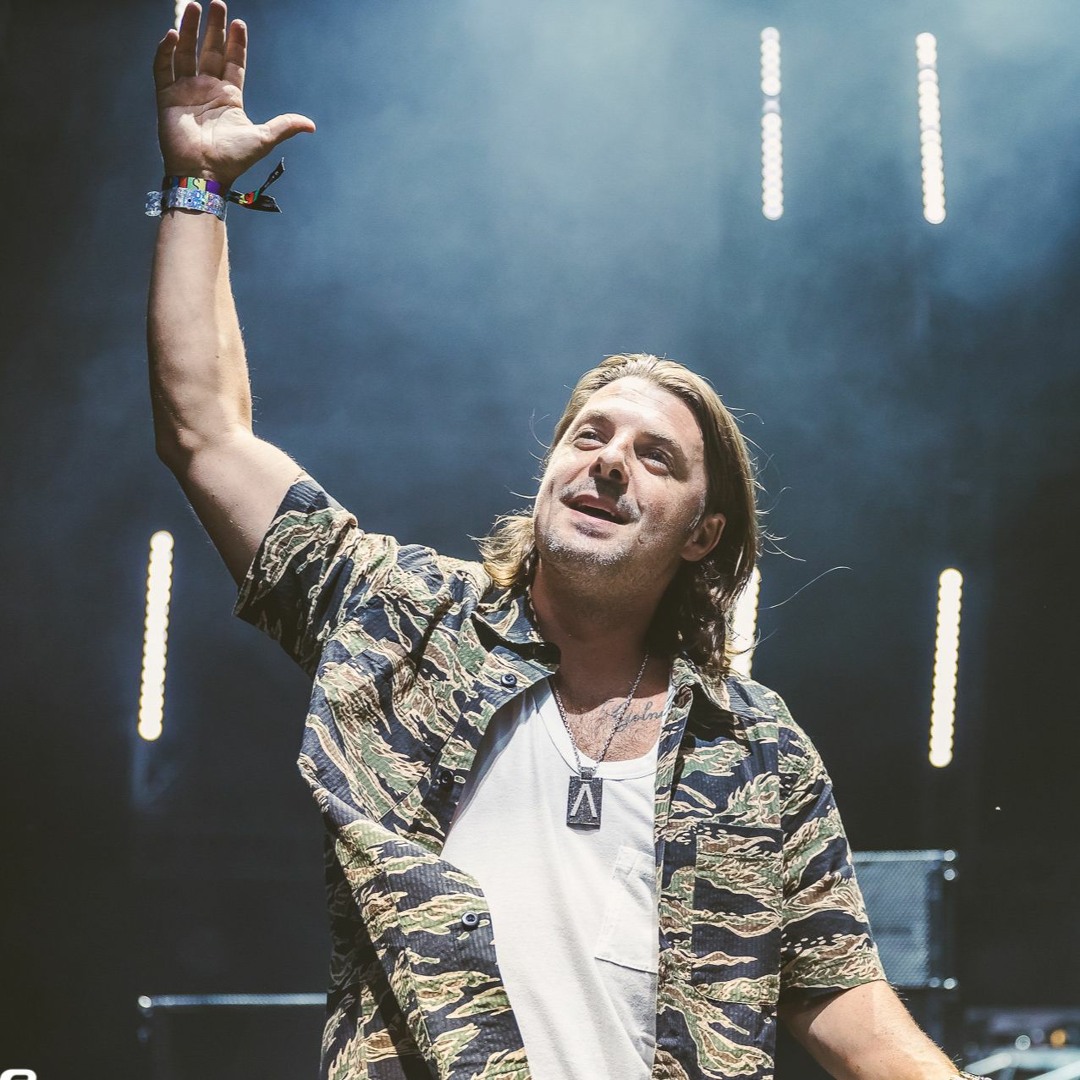 Stream Axwell - Behold by Housism | Listen online for free on SoundCloud