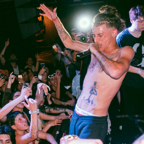 Stream YUNG BEEF - VALENTINO DEMONS (Donttt Exclusive) by @aa44aaa44aaa ...
