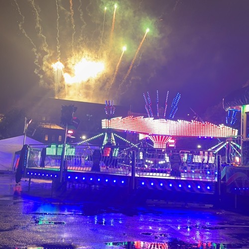 Stream fairground style | Listen to Fairground IV playlist online for ...