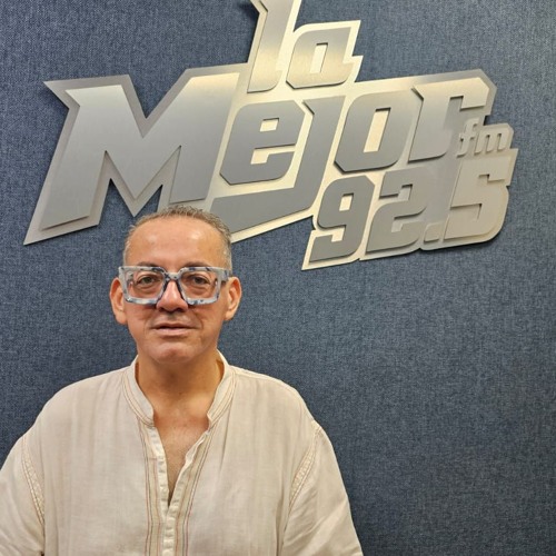 Stream Comentario de Max Cortés: Navidad tiempo de reflexión; feliz ...