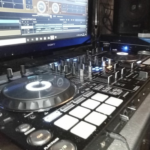 Stream DJ Duffy Digital Media | Listen to DJ Duffy vs DJ Brady B - The ...