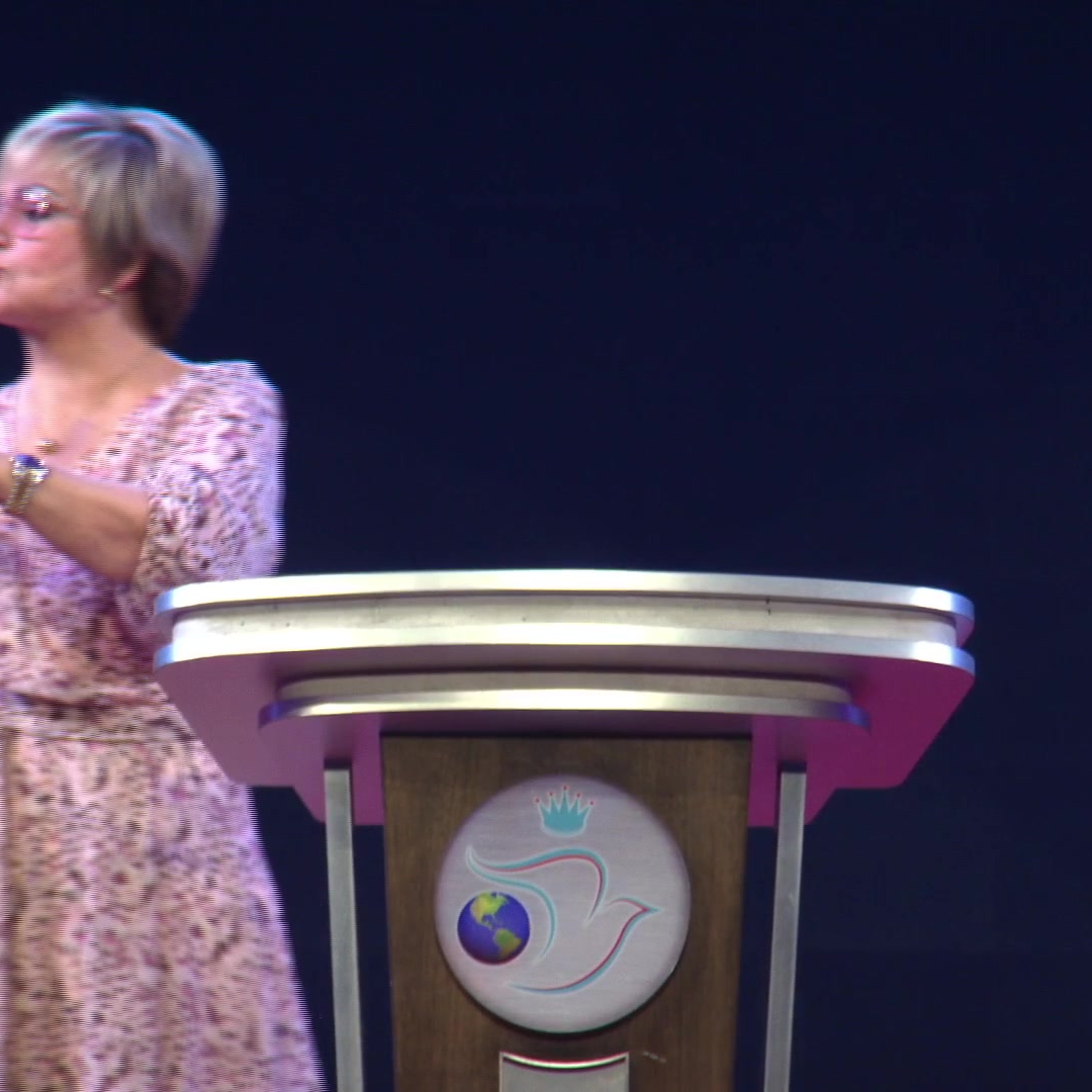 Tu puedes salir de la crisis » Apóstol Wanda Rolón – Senda Radio Station