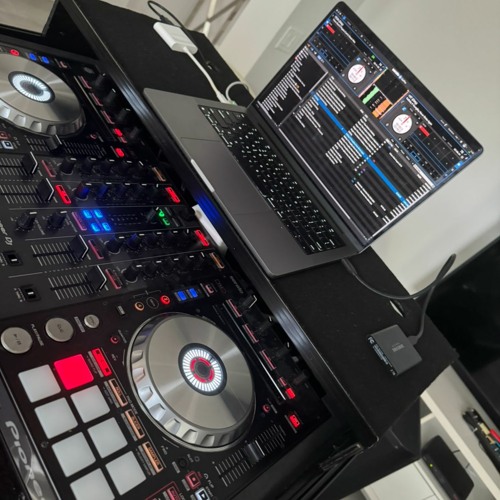 Stream Fein X Hit (Feat. DJ Fade) by DJ Raw Juice | Listen online for ...