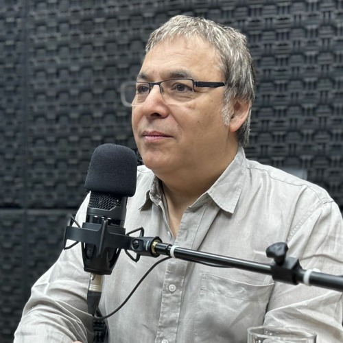Stream Entrevista al psicólogo Gabriel Rolón by Radio Carve | Listen ...