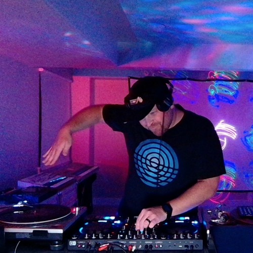 Stream Unwind 6 - 55 minute Freestyle Megamix by A-town Player | Listen ...