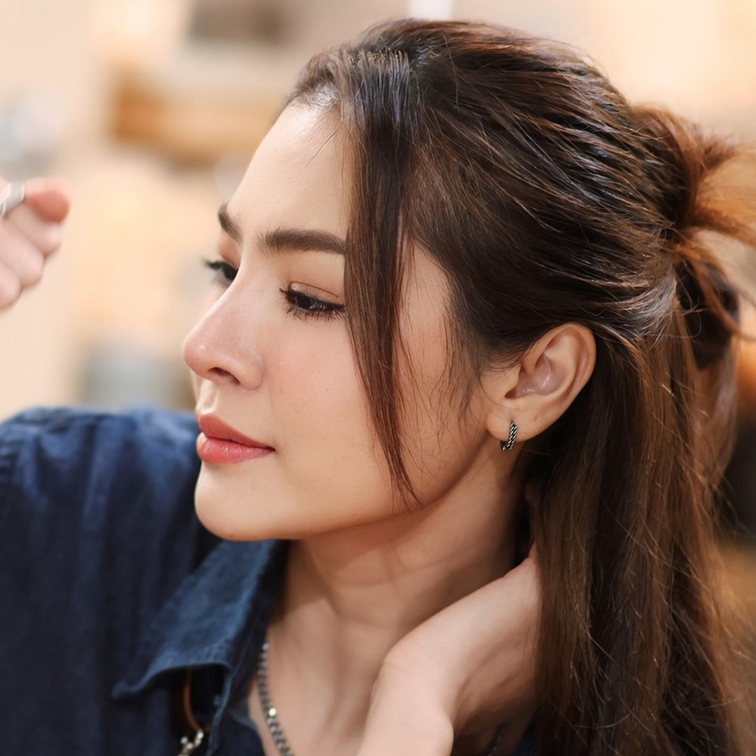 Stream Lubna Malik | Listen to Faye Malison playlist online for free on SoundCloud