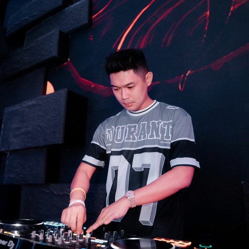 Stream 1900s By DJ KL Ft DJ NGUYEN.WAV by Jacky Phan | Listen online ...