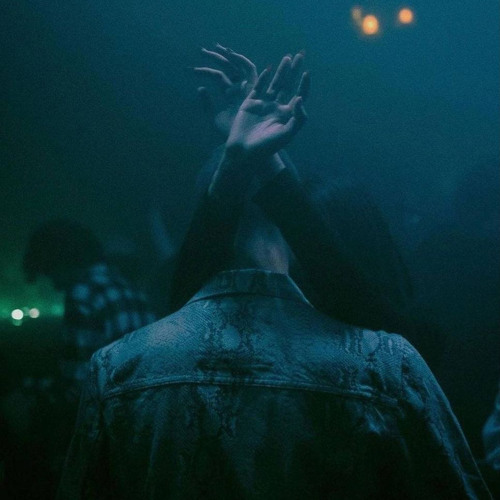 Stream DAKEEZ - SUPERSTAR ft WEvzy by WEvzy | Listen online for free on ...