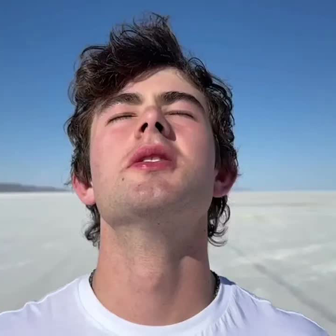 Stream Ian - Shut It Down (prod. 2Hollis) by king white | Listen online ...