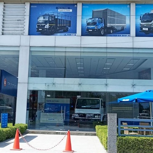 Stream Top 10 Technological Advances In Trucks To Combat The Challenges ...