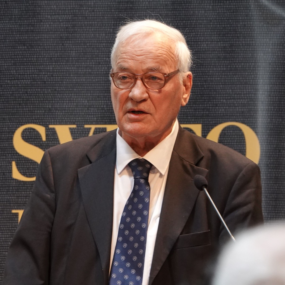 Stream Prisluhni govoru akad. prof. dr. Krašovca na slovesni ...