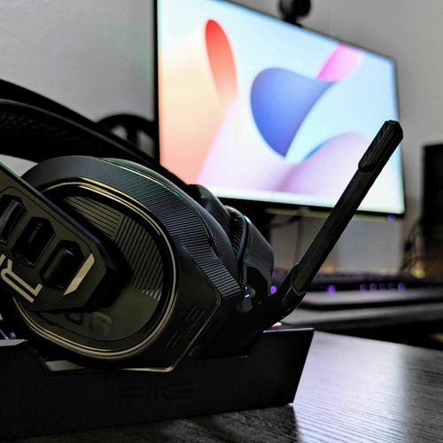 Stream RIG 900 MAX XH Mic Sample by Windows Central Audio Samples ...