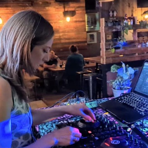 Stream Missmax @ 4 Pines Brewery June 2024 by missmax | Listen online ...