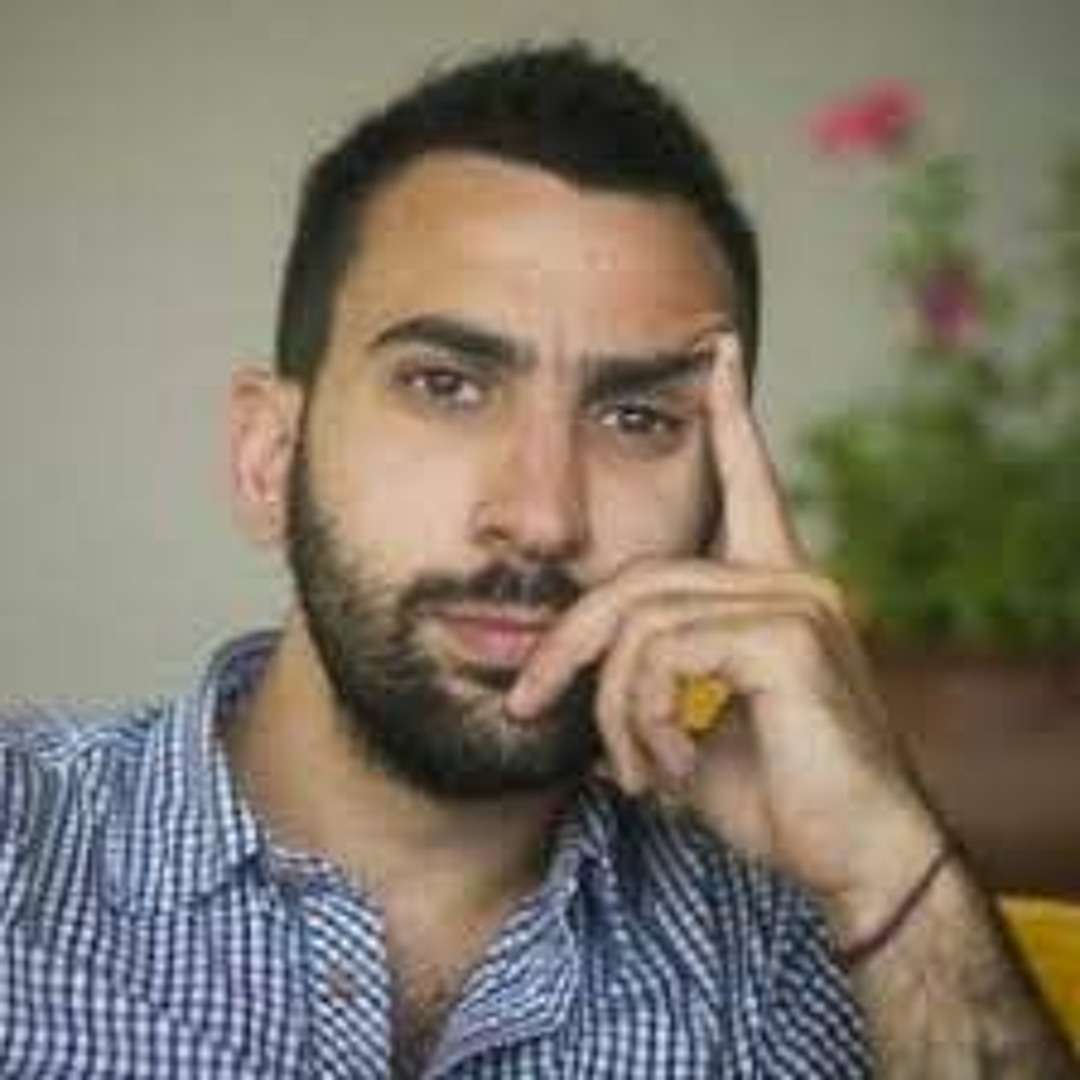 Stream Juan Luis González - Sobre El Loco, el libro de Mile - Alta ...