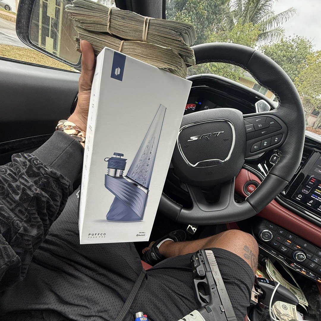 Stream Puffco x Jumanji by iluvbani | Listen online for free on SoundCloud