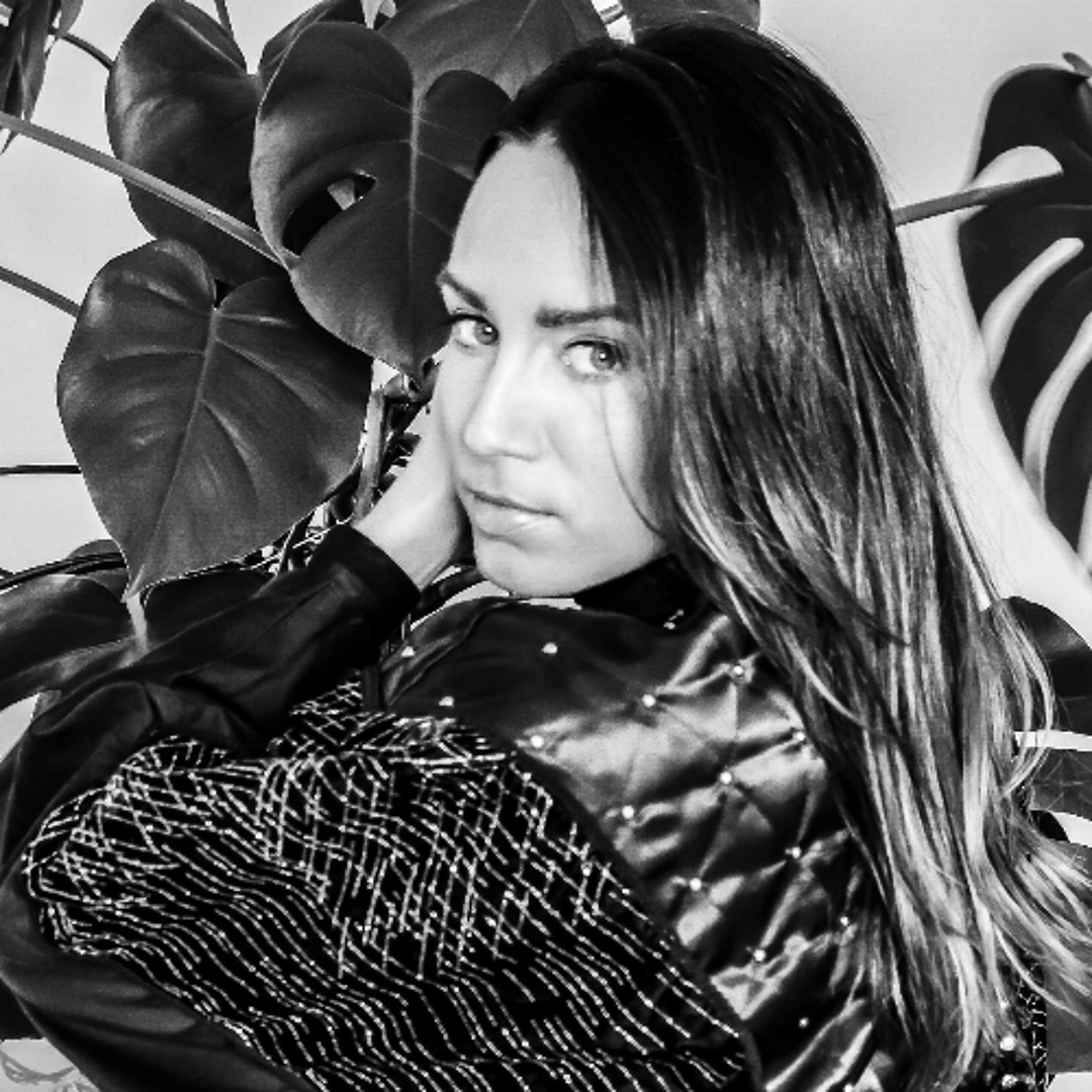 Stream Iris Menza Café Café PKP DWNTWN august 2025 by Iris Menza ...