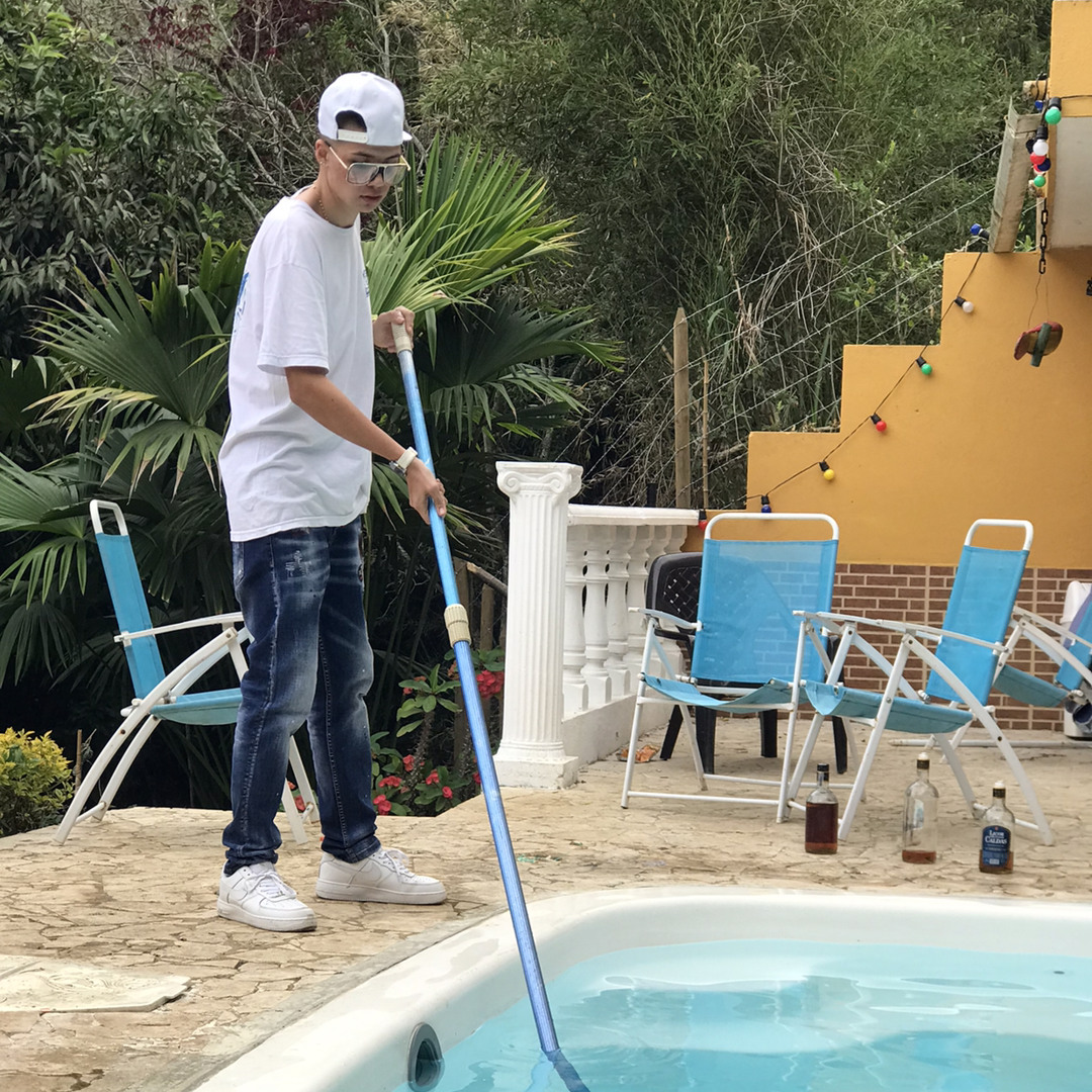 Listen to GOOD MOMENTS - JUAN BUSTAMANTE by JUAN BUSTAMANTE DJ in ah si ...