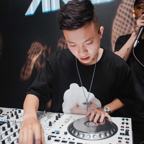 Stream Lick It (ICONIC REMIX) HD Kris by Dj Kris | Listen online for free on SoundCloud