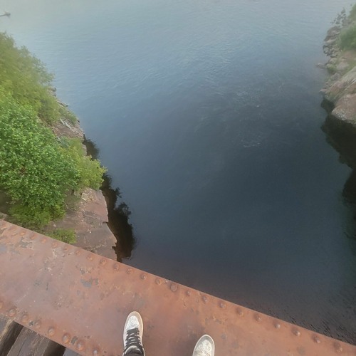 Stream Juice WRLD - Trapped (Unreleased) [Flixzz X Tinna] by Flixzz ...