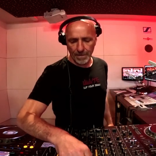 Stream Paul Lomax - Global Live by Ibiza Global Radio | Listen online ...