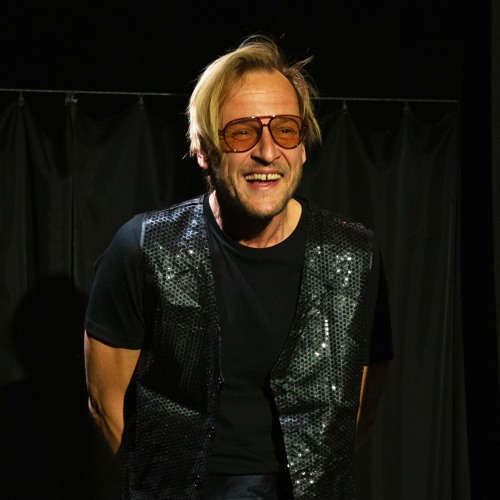 Stream Interview mit Martin Butzke zu seinem Solo-Stück (26.11.20) by ...