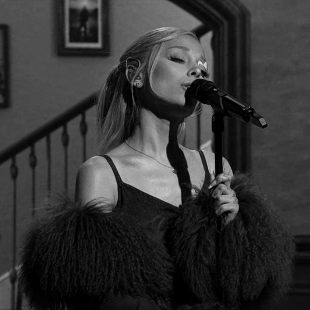 Stream Ariana Grande - we can't be friends (wait for your love) (Live On SNL) by heyitspippa ...