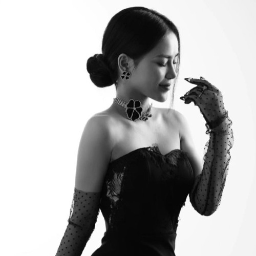 Stream CẨM TÚ CẦU - RAYO X HUỲNH VĂN - TINA HO COVER by Thien Son ...