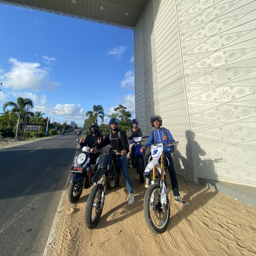 Stream FUNKOT TINGGI 2023 AWAS TUMBANG BOSSQUE Kuda liar Team by weldy Saputra | Listen online ...