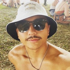 Jeffrey Tapia's Instagram, Twitter & Facebook on IDCrawl