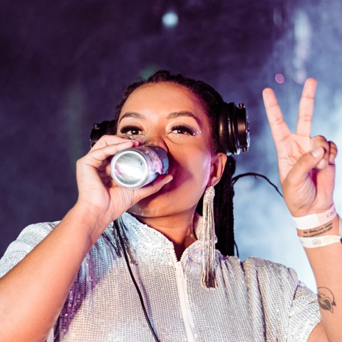 Stream Snoop Dogg Ft. Pharrell Williams - Drop It Like It's Hot (Carola ...