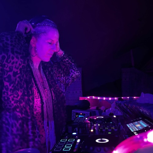 Stream Mad Hatters Village Afrikaburn 2024 by Witch Hunt | Listen ... Stream Mad Hatters Village Afrikaburn 2024 by Witch Hunt | Listen ...