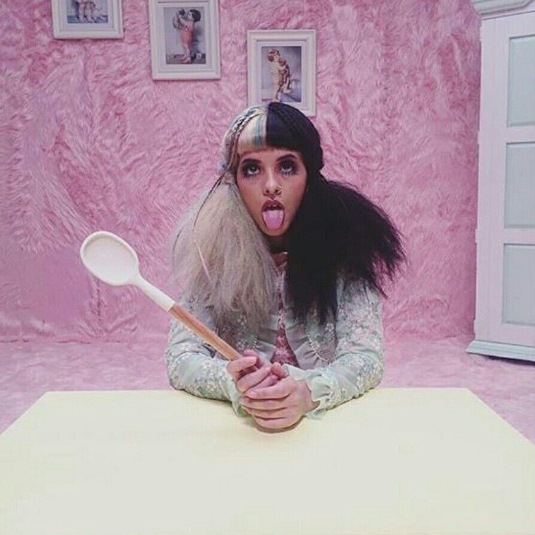 Stream Odd Even Sandnes Aas | Listen to Melanie Martinez Instrumental ...