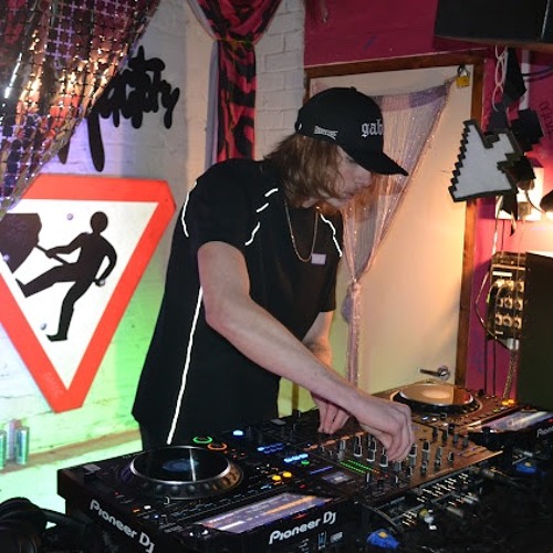 Stream THUNDERDOME Debut Set @ The Bag Factory Salford, Manchester 16. ...