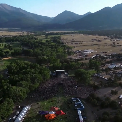 Stream Magic School Bus- Yahn Dawn N1 - Pretty Lights Live 2025 by PL ...