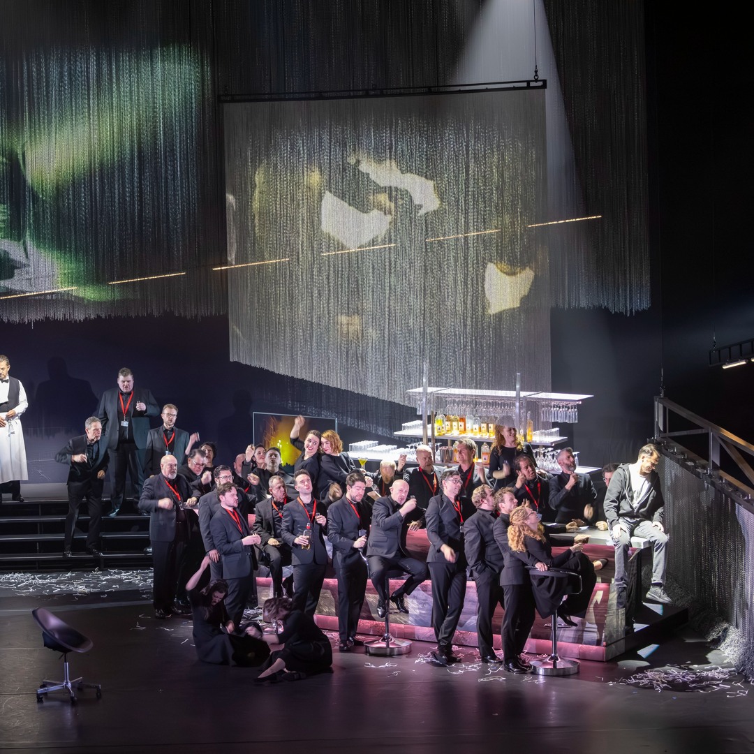 Stream The Flying Dutchman: Act III 'Steuermann, lass die Wacht ...