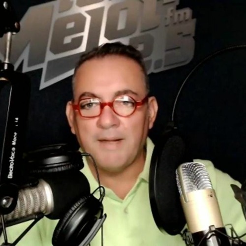 Stream Comentario de Max Cortés:Políticos deben apostar por ...